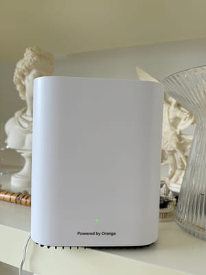 Nous avons testé pour vous la Flybox 5G+ d'Orange : spécifications ...